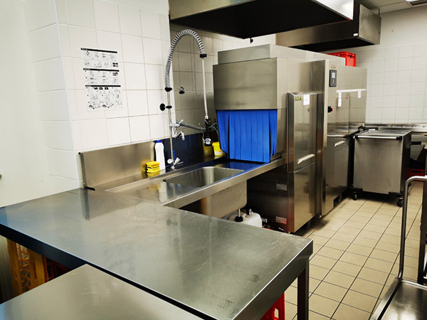 Obměna zázemí kuchyně | Denso